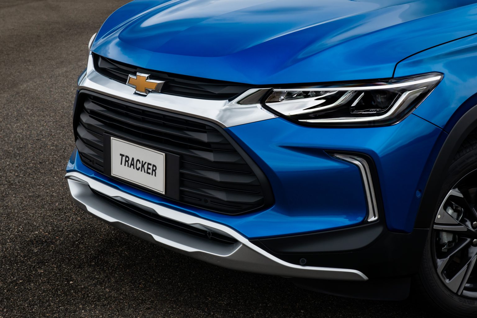 VW T-Cross x Chevrolet Tracker, qual é o melhor SUV?