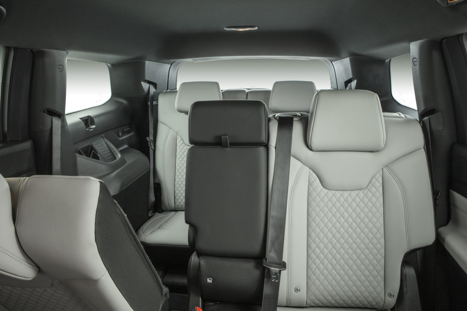 Interior Jeep Commander: como é o espaço e o acabamento?