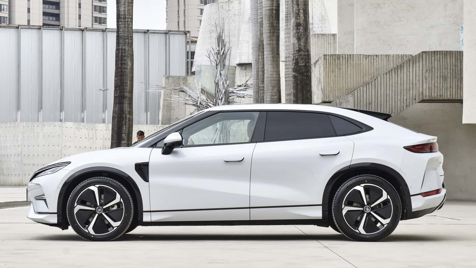 BYD Song L: tudo sobre o SUV cupê elétrico da BYD