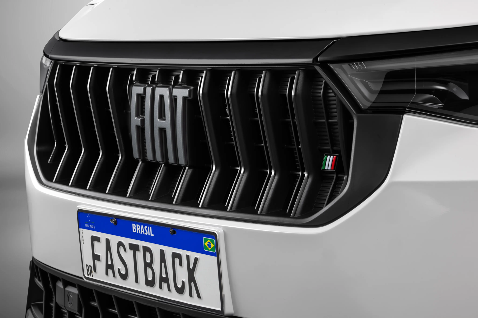 Novo Fiat Fastback: guia completo com versões, preços e dicas